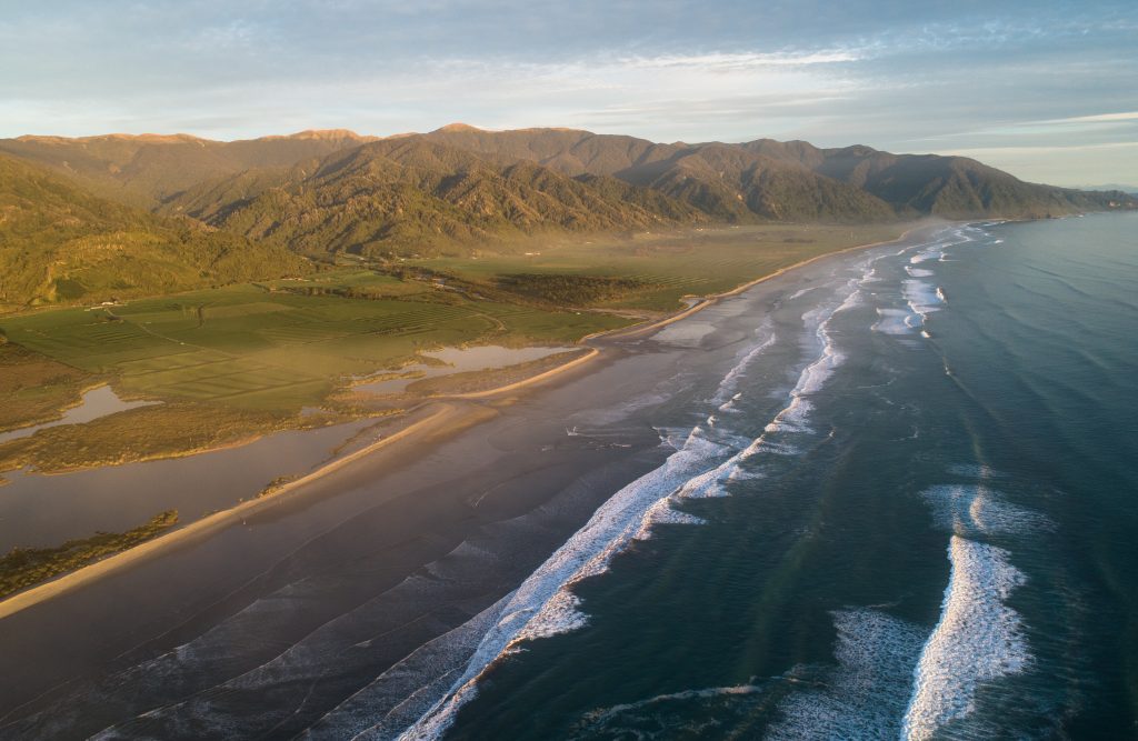New push for Barrytown mine - Greymouth Star