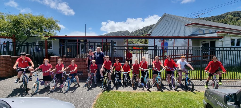 Man restores bikes, gifts them - Greymouth Star