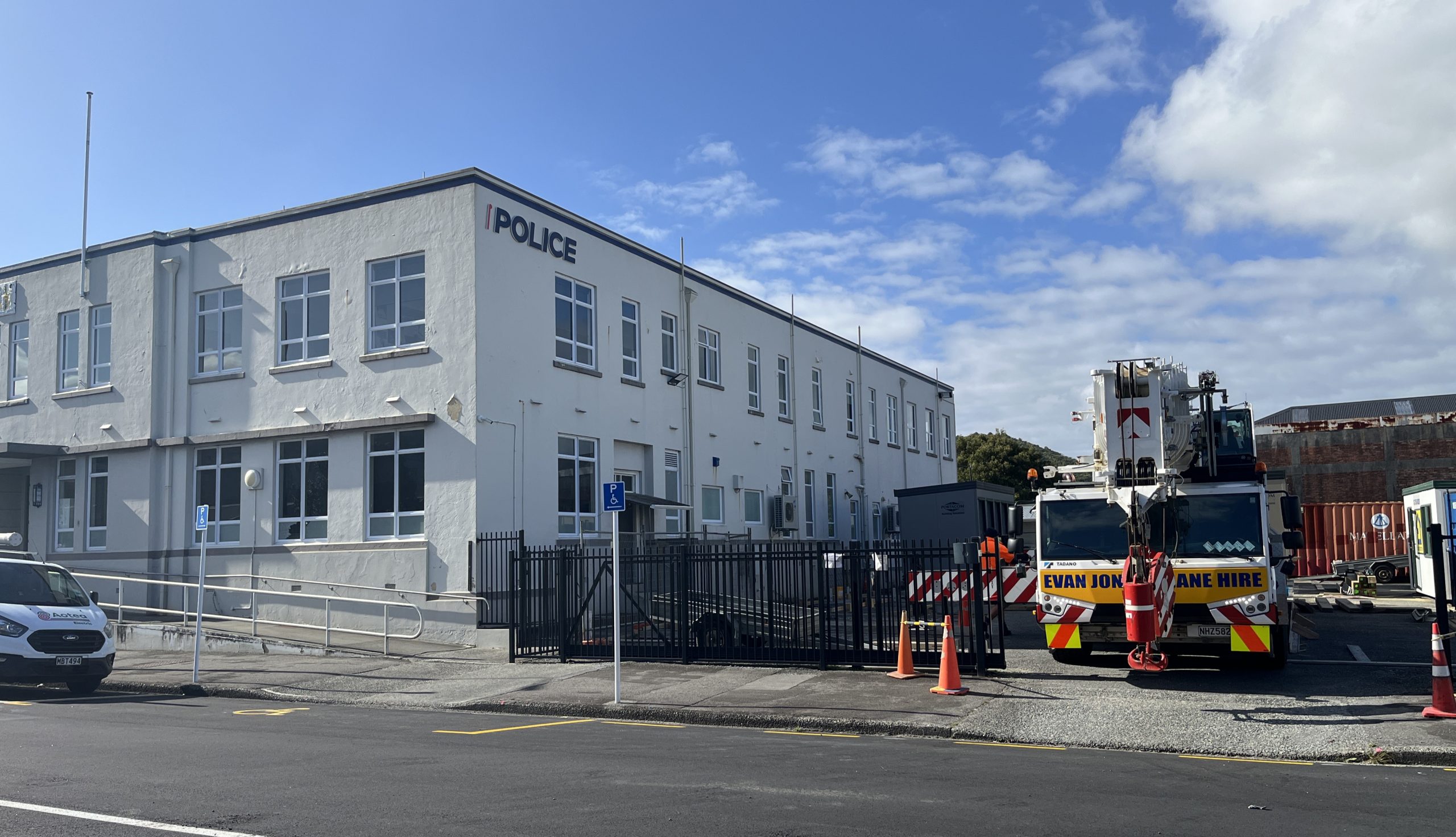 Portacoms for Greymouth police - Greymouth Star