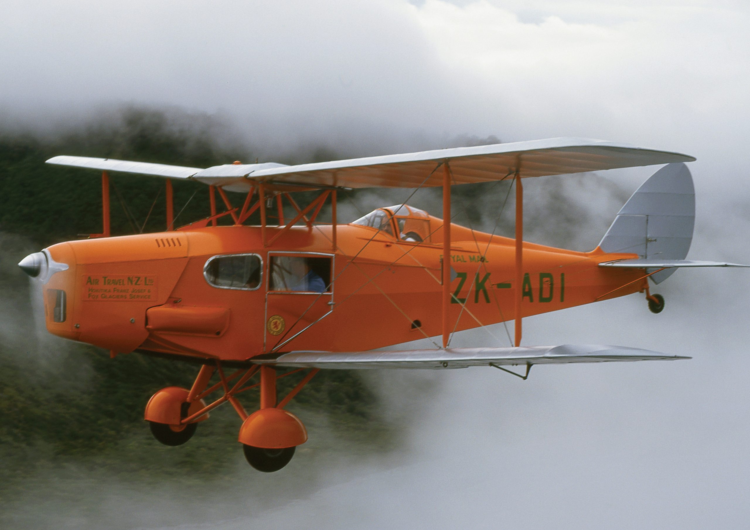 Historic plane due in Greymouth - Greymouth Star